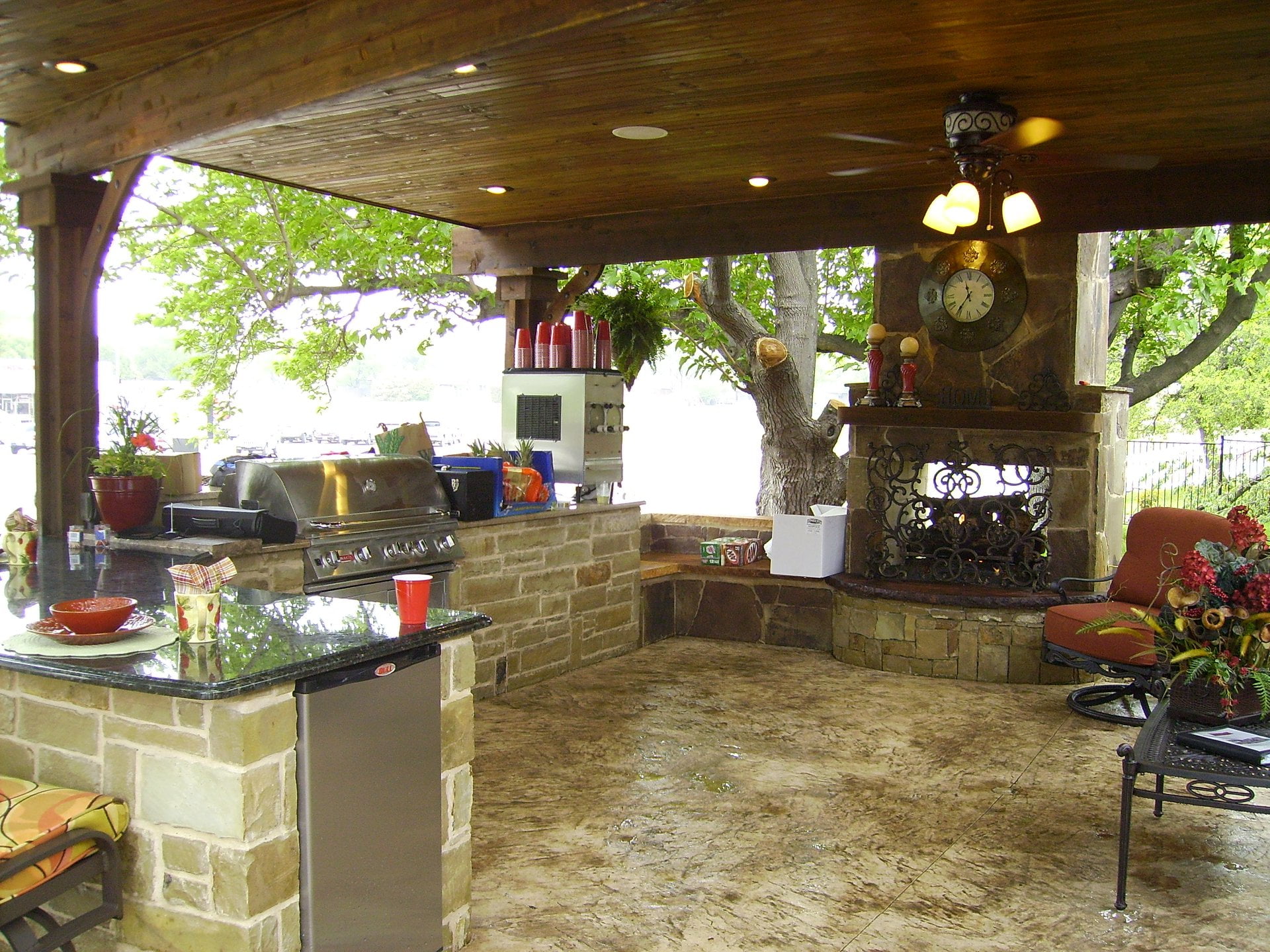 Outdoor Kitchens | Culinary Oasis - Garrett Outdoor Living
